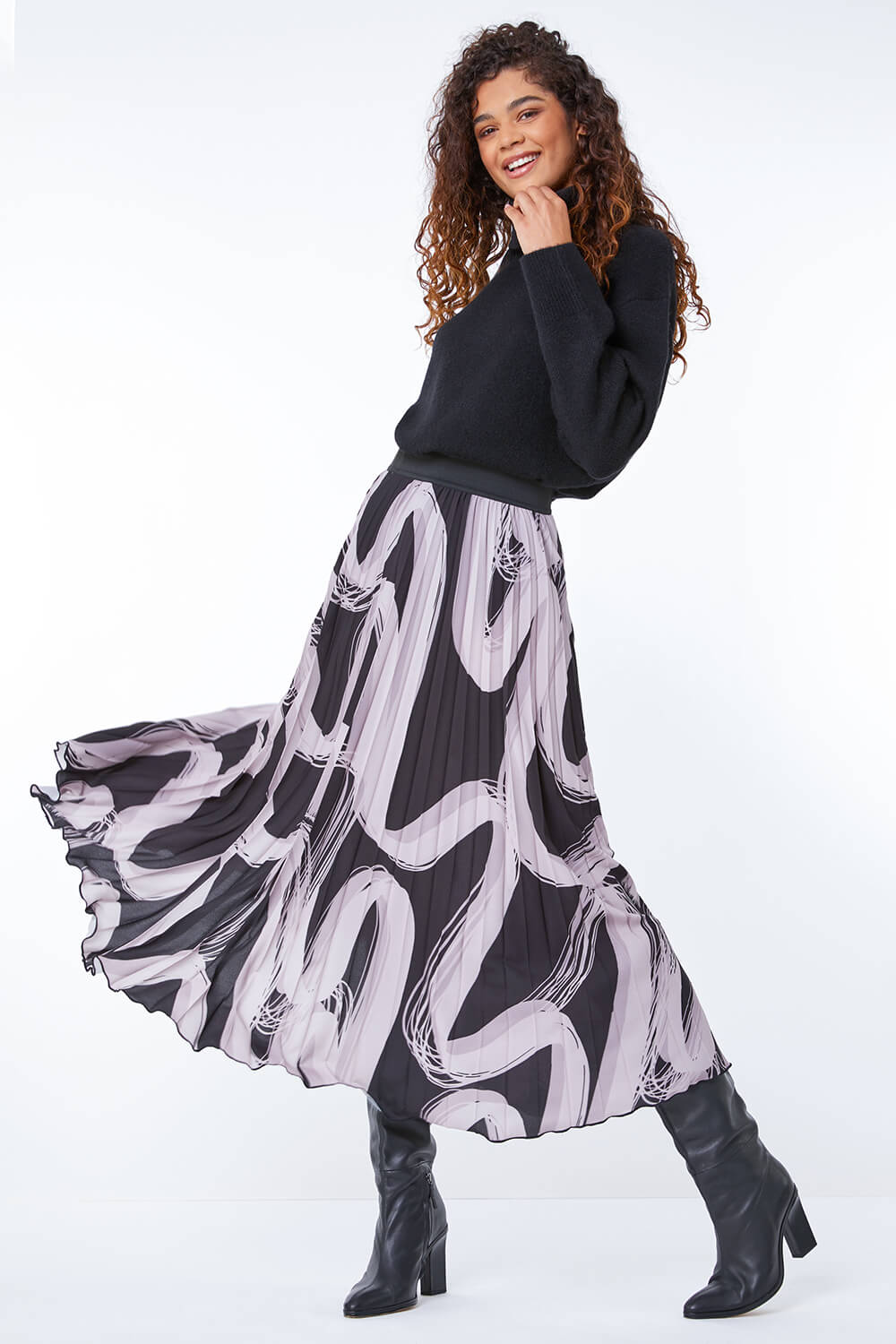 Abstract Print Pleated Midi Skirt in Black - Roman Originals UK