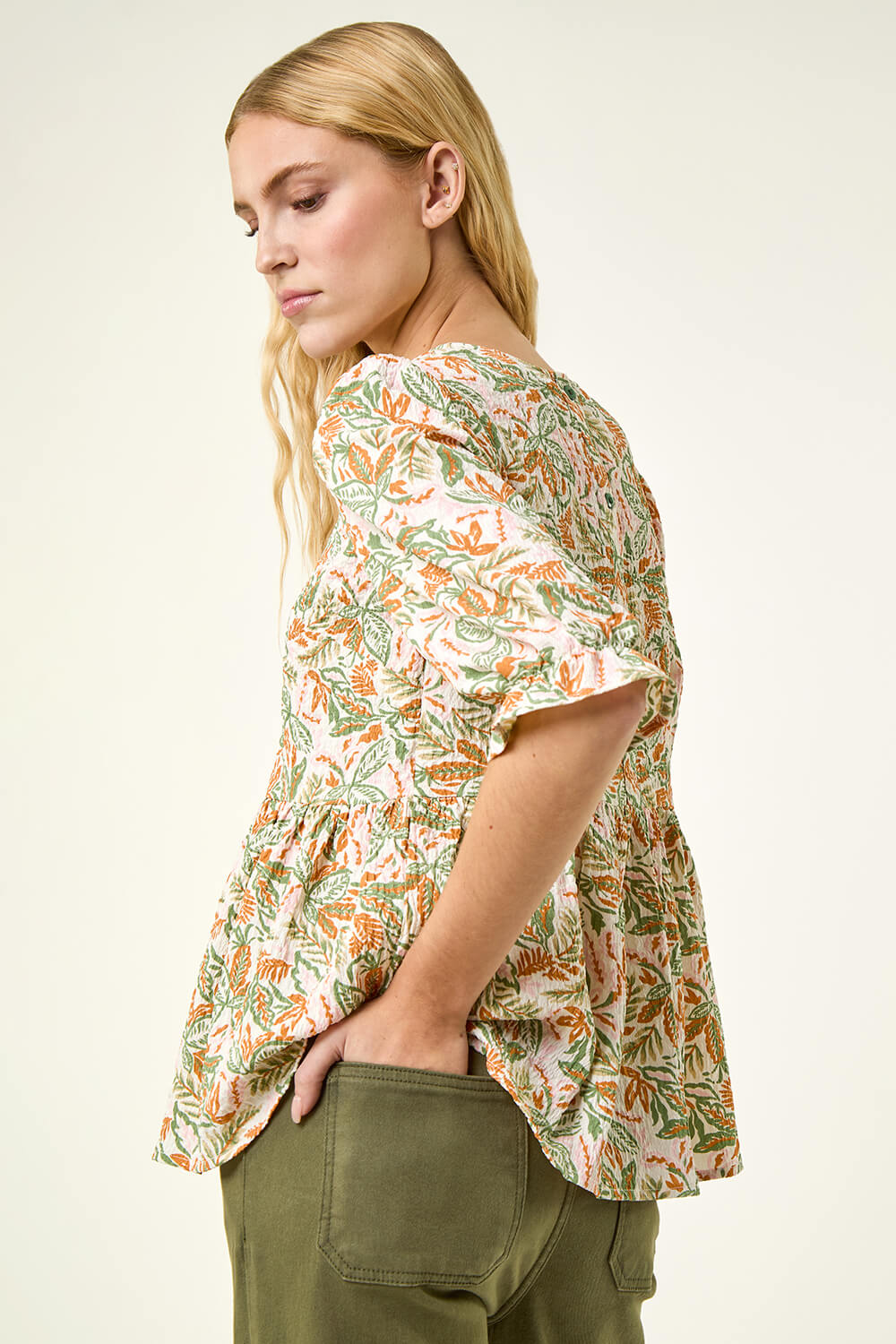 Green Leaf Print Textured Stretch Top | Roman UK