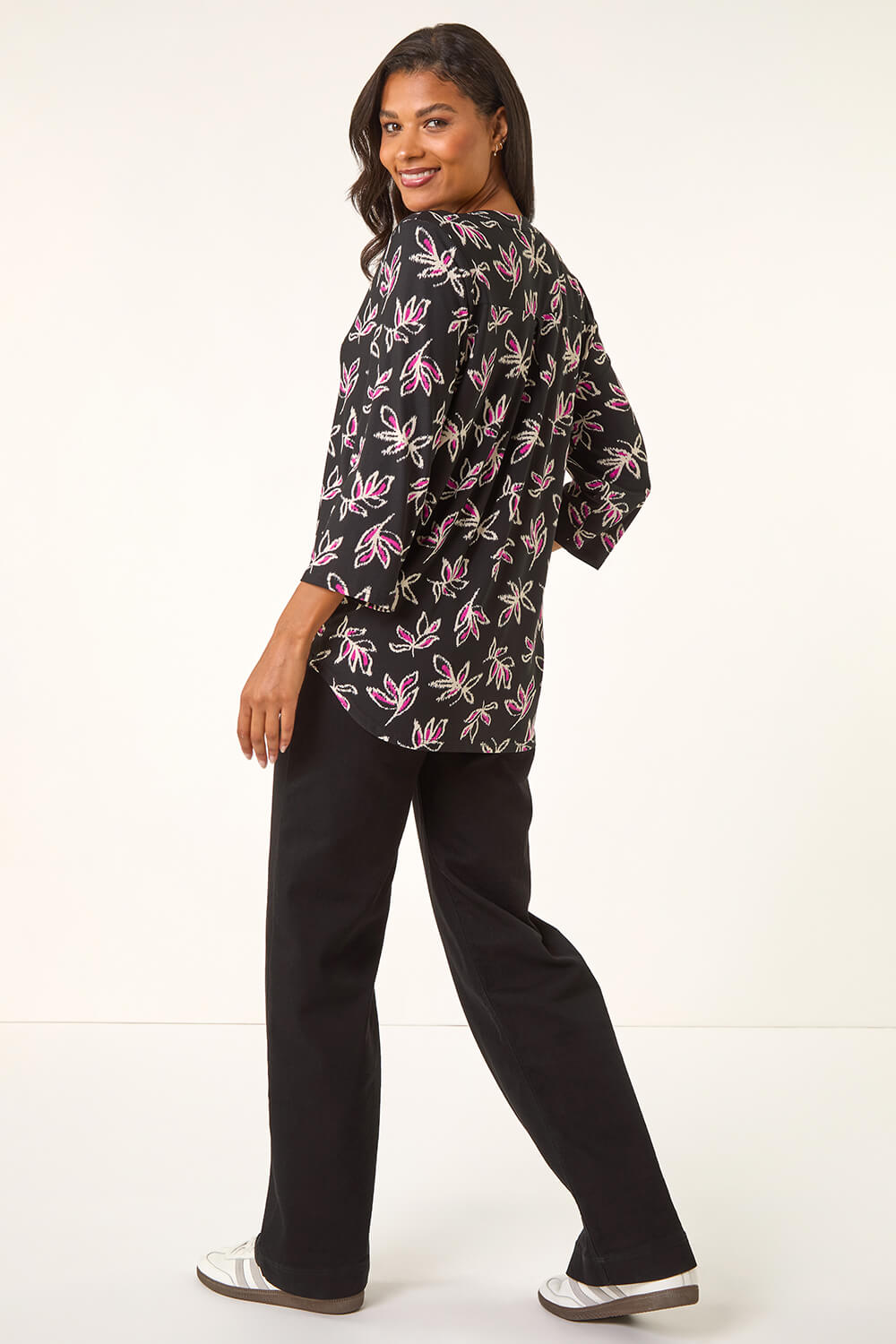 Black Abstract Print V-Neck Stretch Top | Roman UK