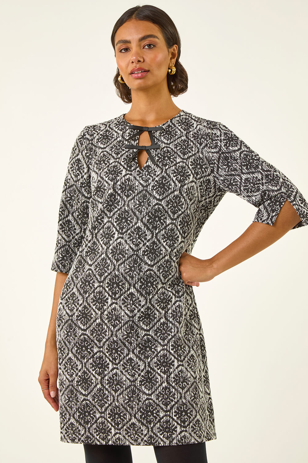 Black Tile Print Tie Keyhole Stretch Dress | Roman UK